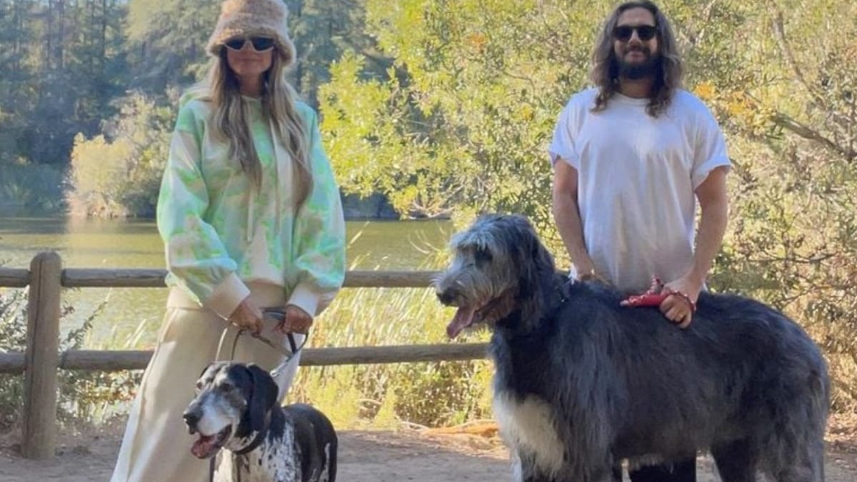 Heidi und Tom gehen Gassi, doch ein Detail fällt den Fans sofort auf