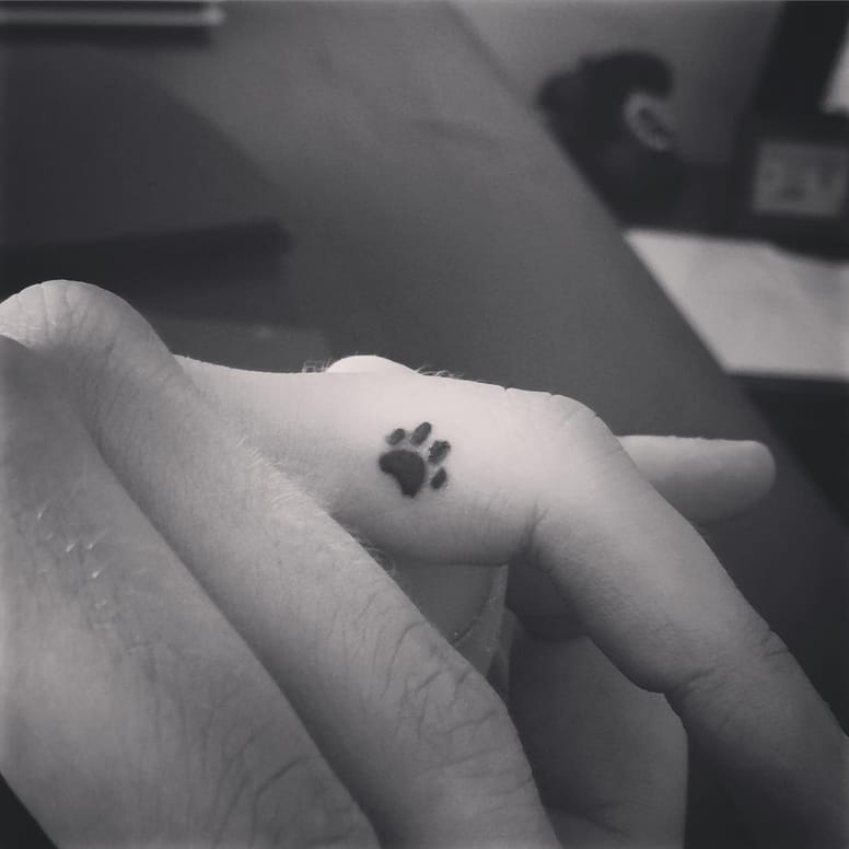 31 ideas de tatuajes de perros para inspirar a los amantes de los animales